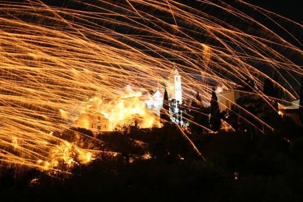 Rouketopolemos: Greek Easter in Chios, Rockets Included