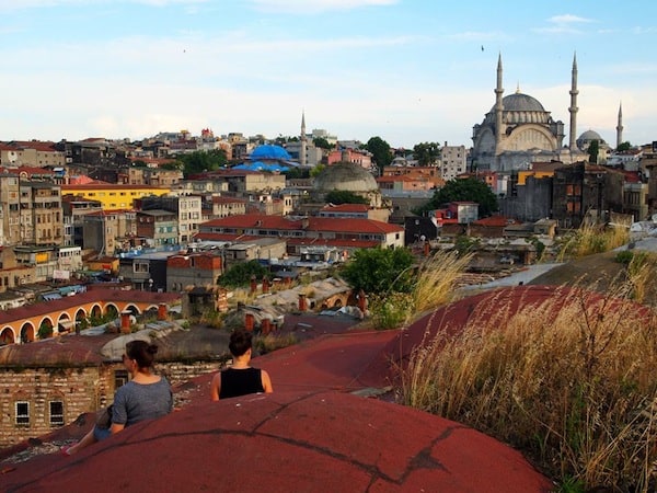 Sketching Istanbul's Hans Part 1: Büyük Valide Han