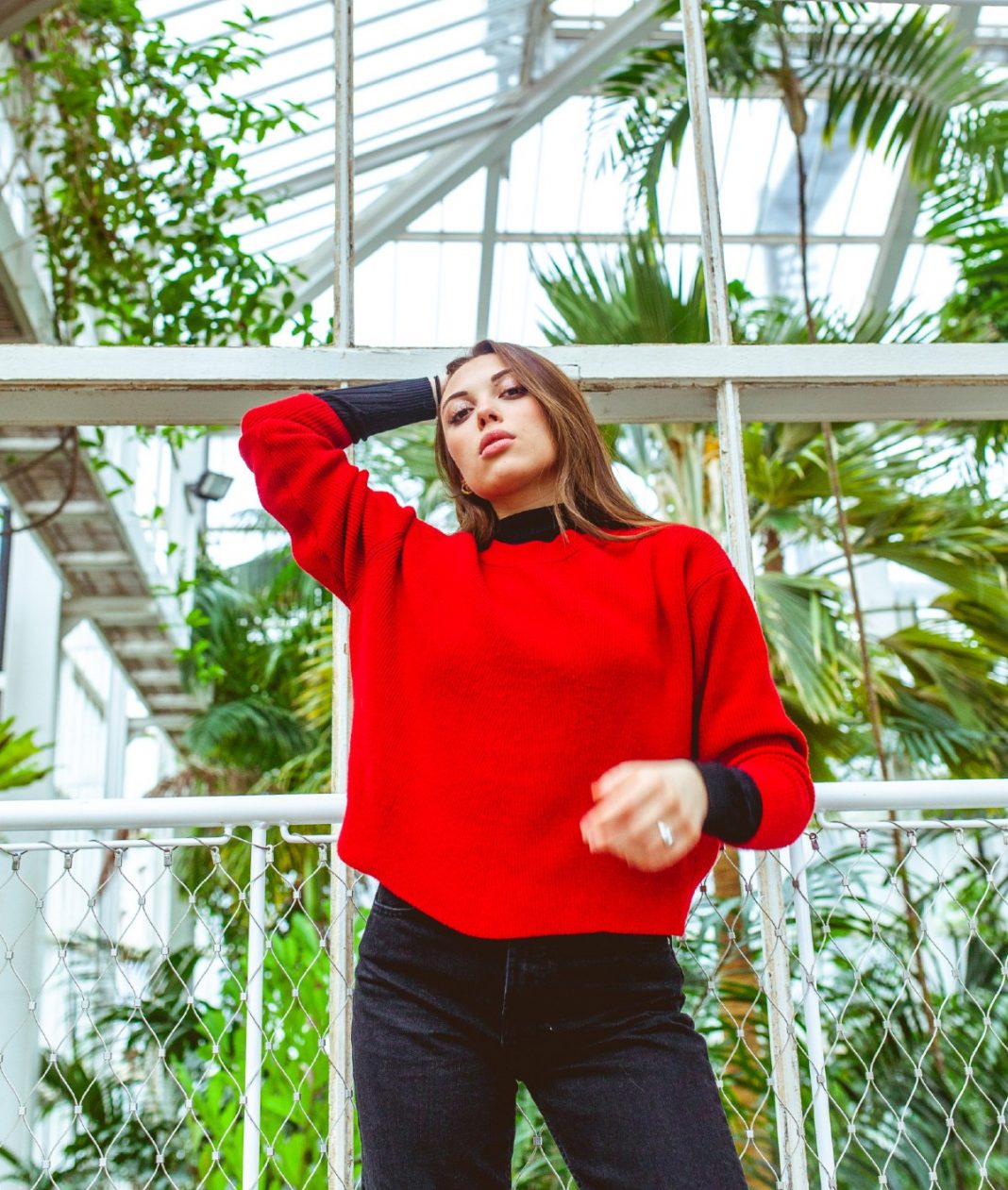 In Conversation with Tanaë, Belgian Singer-Songwriter | Yabangee
